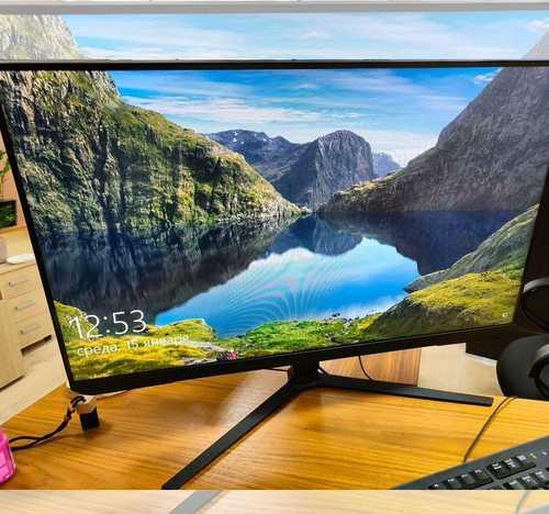 LED Монитор samsung 32"