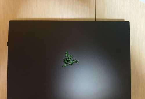 Razer Blade 17 (2022)