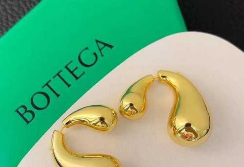 Серьги золотые Bottega Veneta