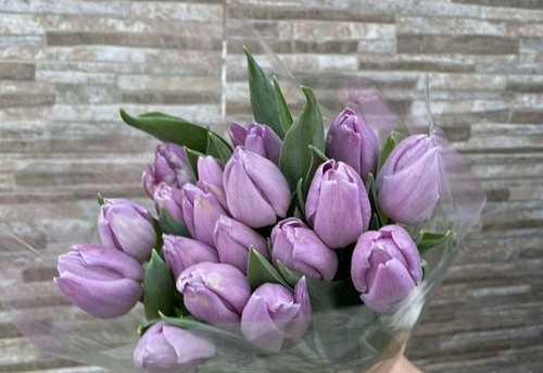Букеты тюльпанов на 7 и 8 марта