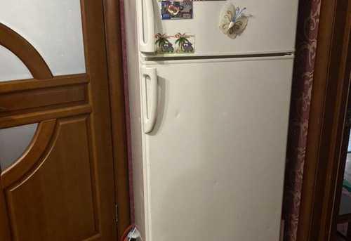 Холодильник бу stinol