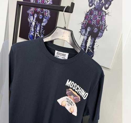 Футболка мужская Moschino