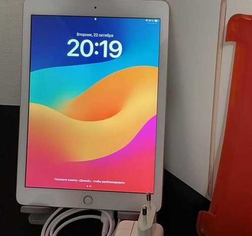 Планшет apple iPad 6 32gb 2018