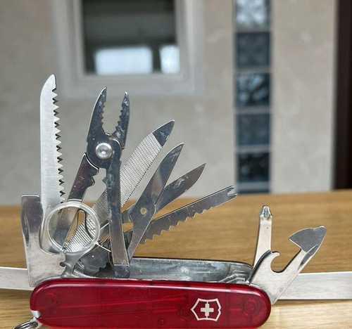 Нож складной Victorinox Handyman