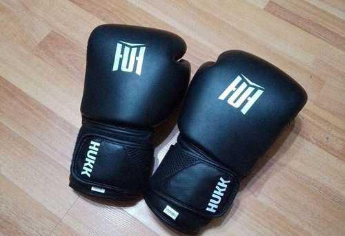Боксерские перчатки 10 oz новые