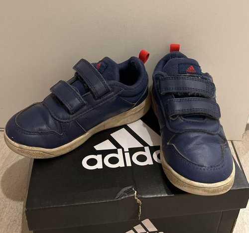 Кроссовки adidas