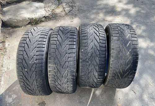 Nokian Tyres Hakkapeliitta R2 SUV 235/55 R18 104R