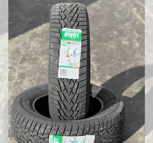 Doublestar DW01 225/55 R19 145U