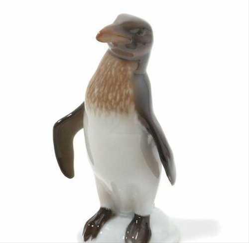 Фарфоровая фигура "Пингвин на основании" Rosenthal