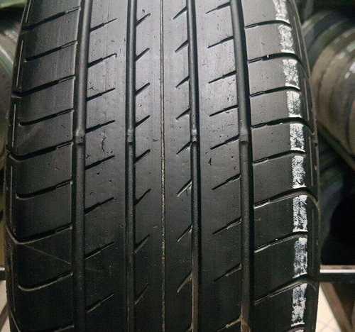 Dunlop SP Sport 230 215/55 R17
