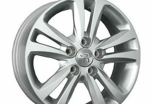 Replay VV240 6.5x16 5x112 ET 41 Dia 57.1 (silver)