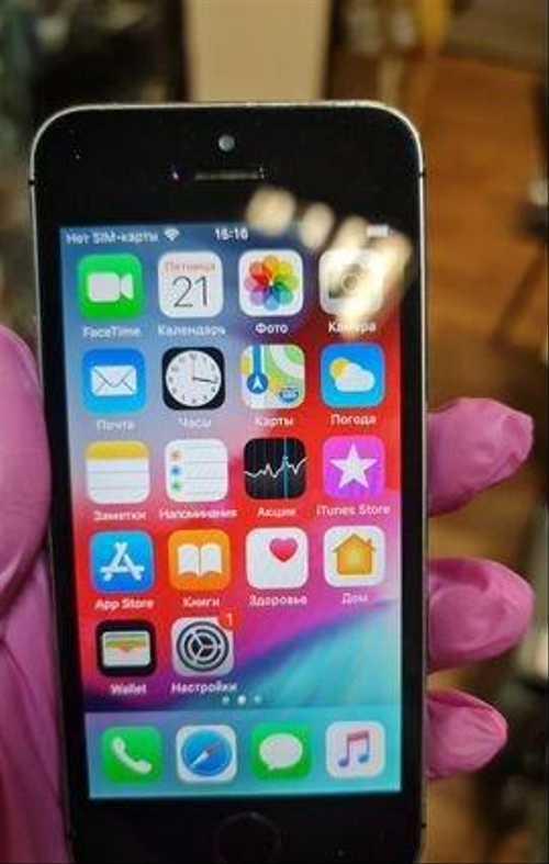Apple iPhone 5S 16Gb A1457 16gb рабочий,отвязан