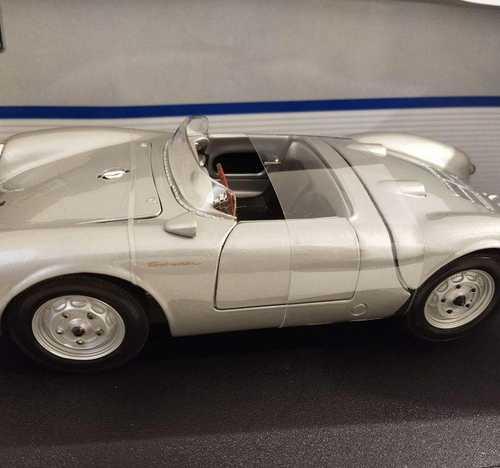 Модель 1:18, новая, Porsche 550 A Spyder