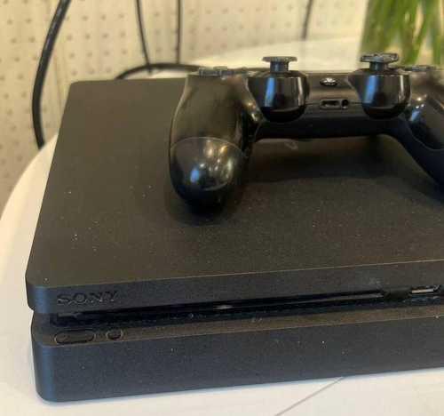 Игровая консоль ps4