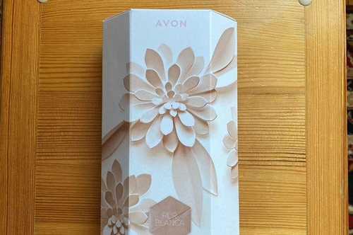 Подарочный набор Avon Pur Blanca