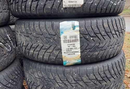 Nokian Tyres Hakkapeliitta 8 SUV 235/65 R17