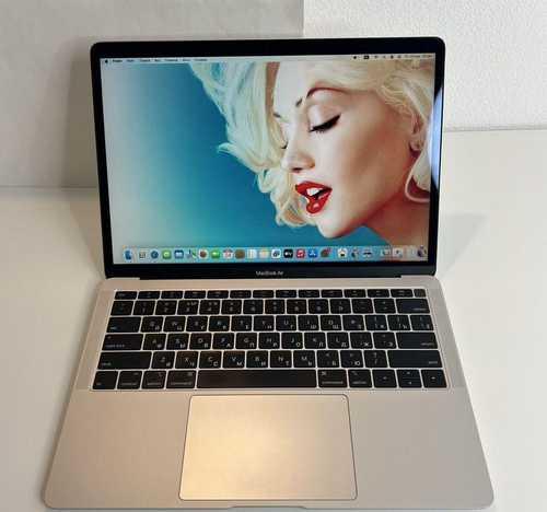 Macbook Air 13 2020 Silver Core i5 1.6GHz 256GB