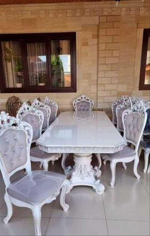 Большой стол и 8 стульев