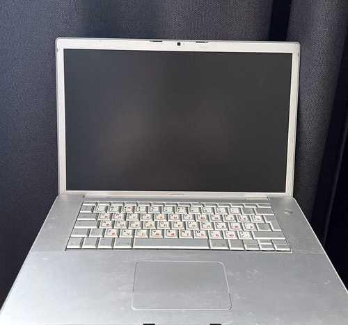 MacBook Pro 15 (2006), 120 ГБ, Core 2 Duo, 2.16 ГГц, RAM 1 ГБ, ATI Mobility Radeon X1600 0.12 ГБ