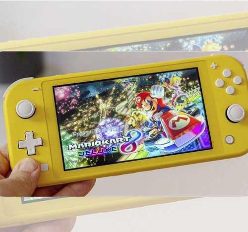 Nintendo Switch Lite. Новая, прошитая. Много игр