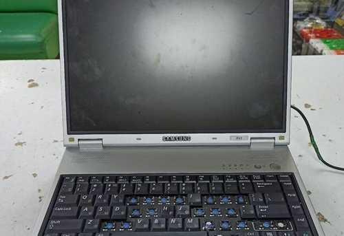 304 Ноутбук Samsung NP-R45
