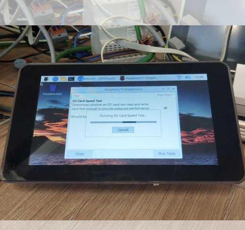 Raspberry pi 3 +display 7" + корпус