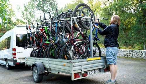 Прицеп легковой для перевозки велосипедов