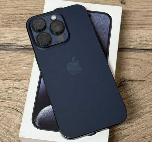 iPhone 15 Pro, 256 ГБ