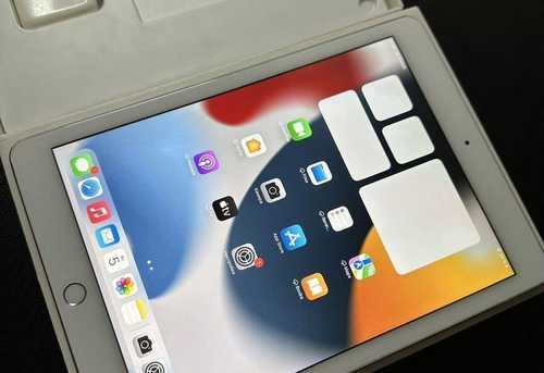 iPad pro 9.7 128gb LTE