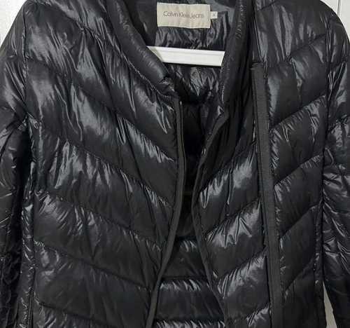Calvin klein куртка xs женская