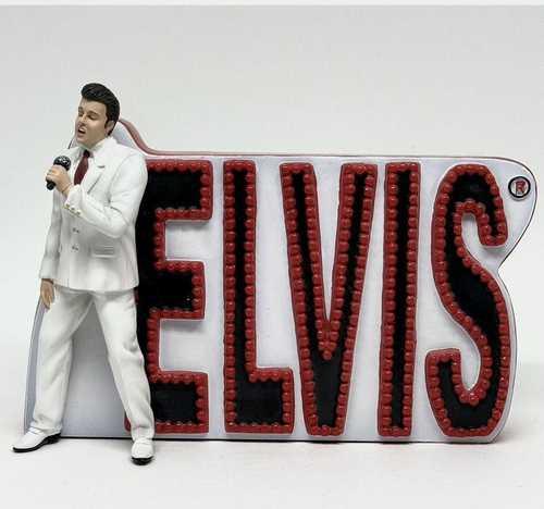 Фигура Elvis Presley от Westland 2011 год