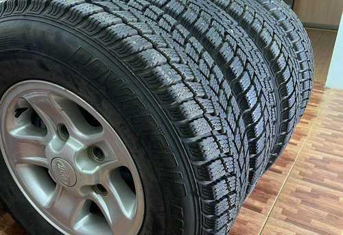 Kumho Power Grip KC11 245/75 R16 T