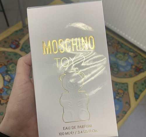 Moschino toy 2