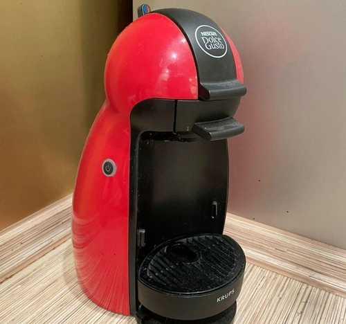 Капсульная кофемашина dolce gusto