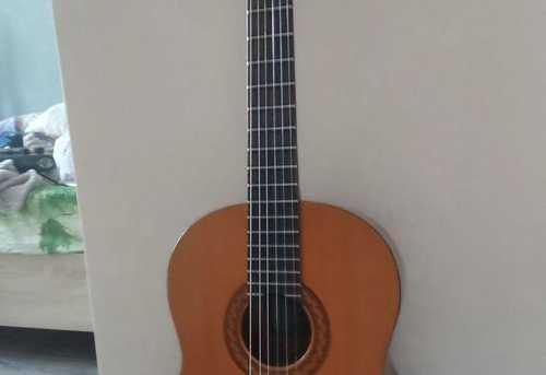 Классическая гитара yamaha c40