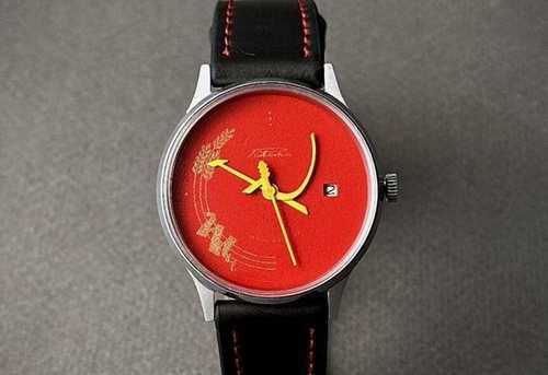 Ракета Красная “Серп и Молот” - наручные часы СССР