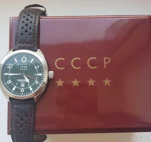 Мужские наручные часы aviator