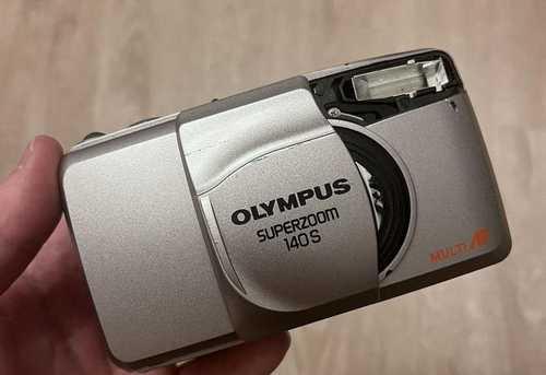 Плёночный фотоаппарат Olympus Superzoom 140S