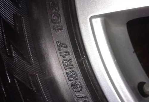 Bridgestone Blizzak DM-V1 125 R17