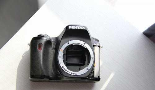 Зеркальный фотоаппарат Pentax *ist D
