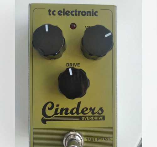 Гитарная педаль TC electronic cinders