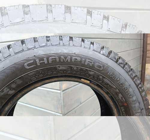 GT Radial Champiro IcePro SUV 215/70 R15 98T