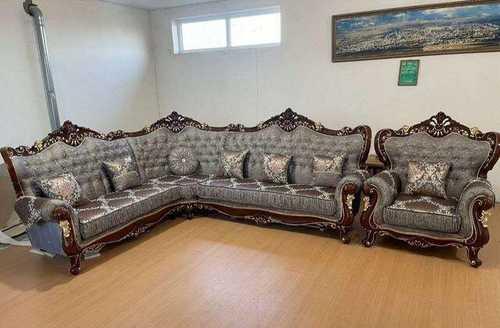 Угловой диван с креслами барокко