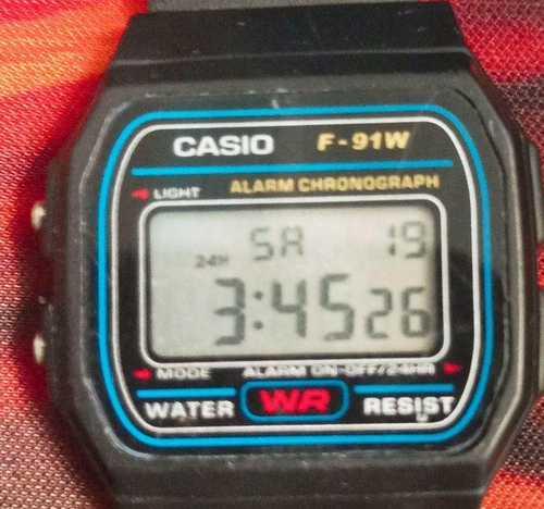 Часы электронные casio F-91W