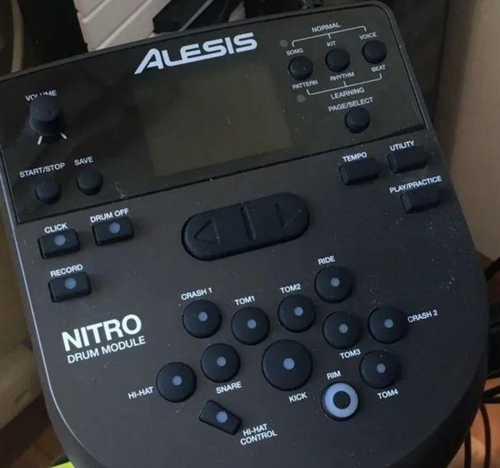 Alesis nitro mesh kit