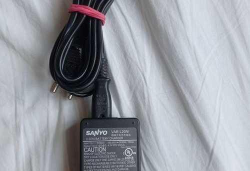Зарядное устройство Sanyo VAR-L20NI