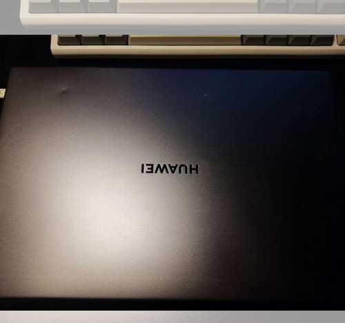 Huawei matebook d14