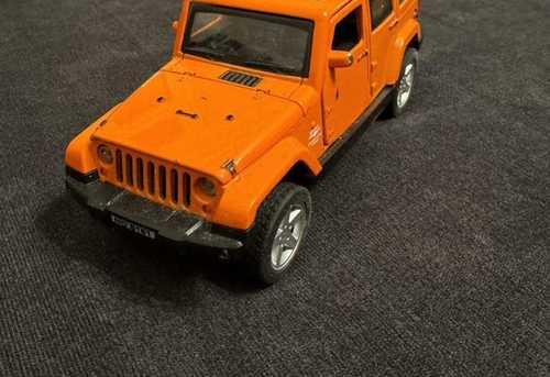 Машинка Jeep Wrangler