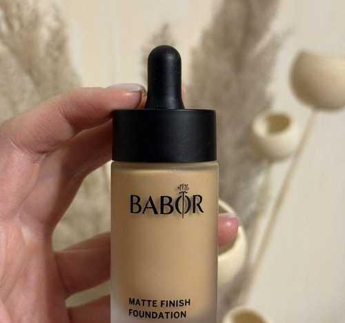 Тональный крем Babor