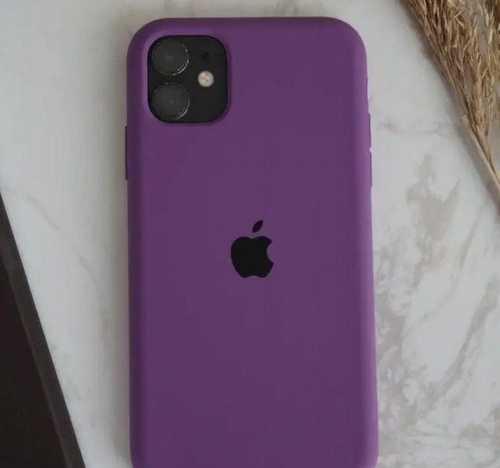 Чехол на iPhone 11